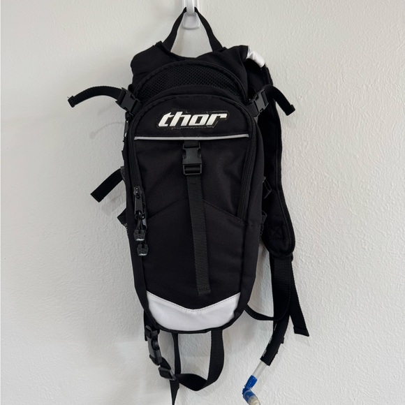 thor | Bags | Thor Hydration Black And White Mens Bag Backpack | Poshmark